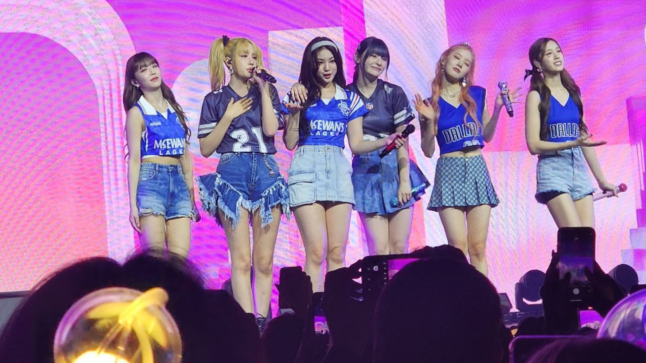 [CNN] K-POP 아이돌 스테이씨(STAYC) 미국투어중 레인저스 의상 혼선논란 : 클리앙