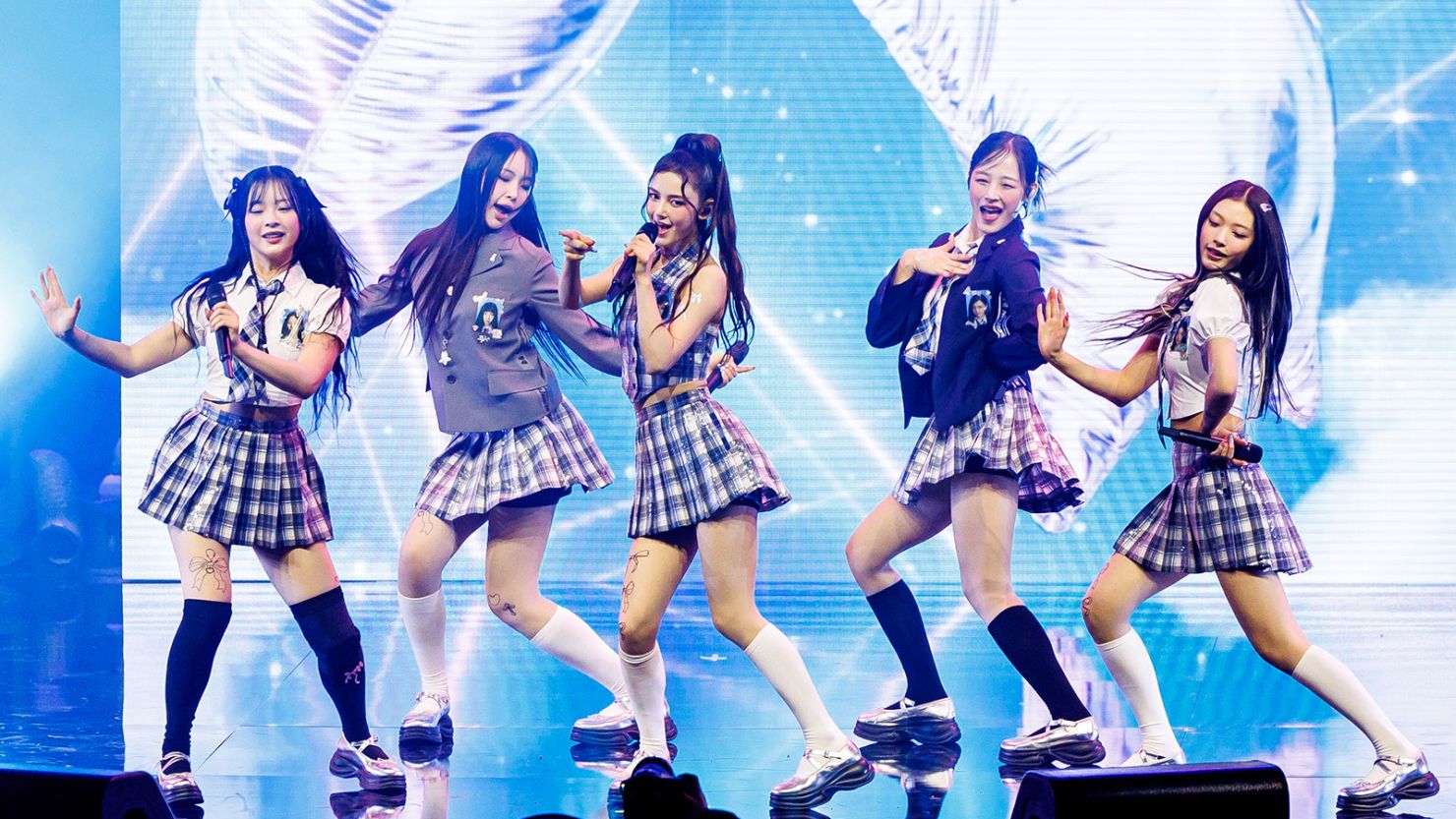 NewJeans: Members of K-pop group say they are leaving agency ADOR after dispute | CNN Business