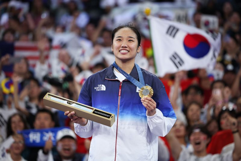 Badminton olympic champion store