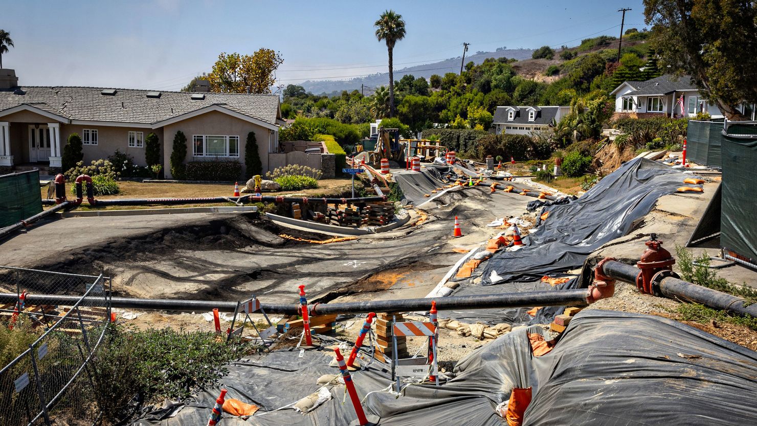 ‘you Can Almost See The Ground Move State Of Emergency Declared In