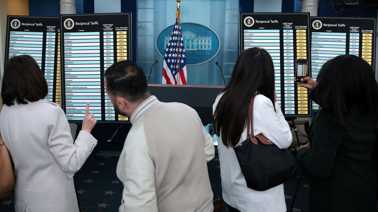 Elisabeth Buchwald - Economics Reporter | CNN