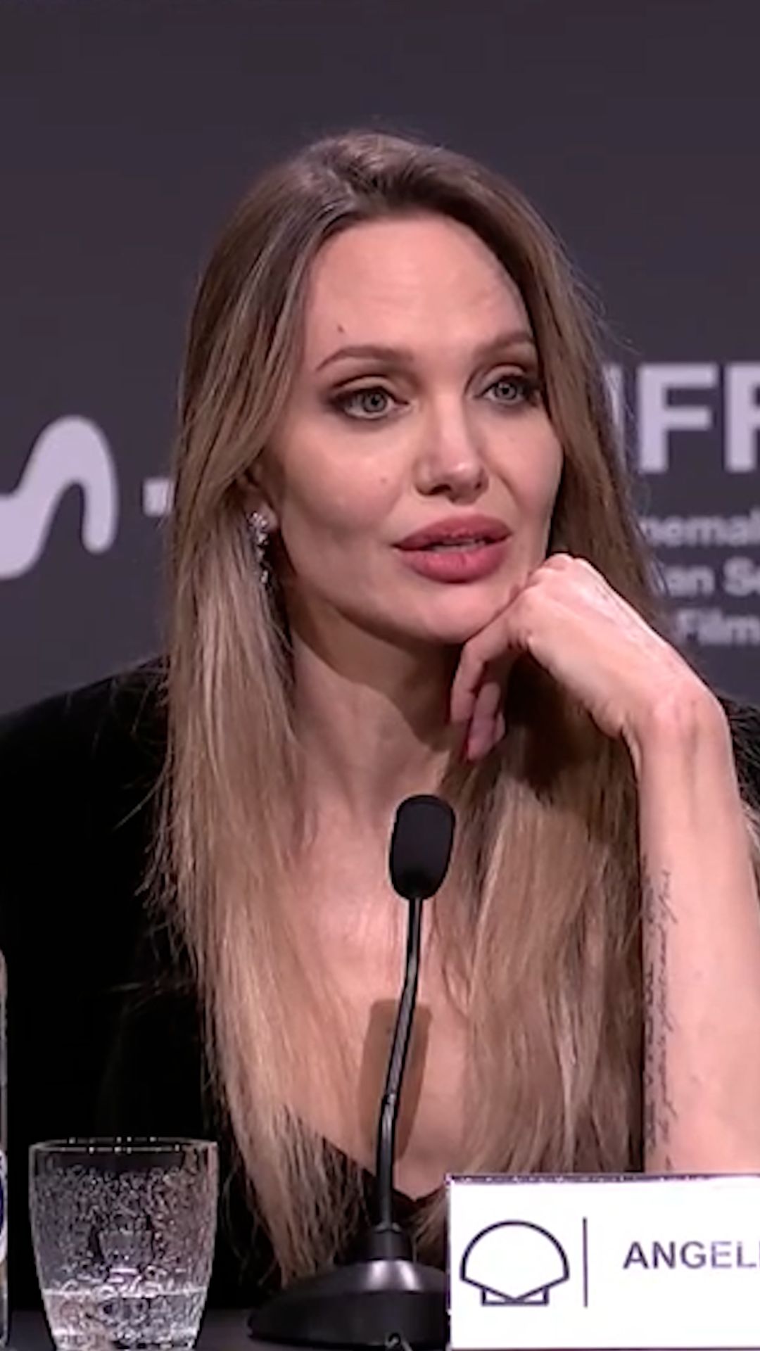 Family alleges ChatGPT helped teen write suicide note | CNN