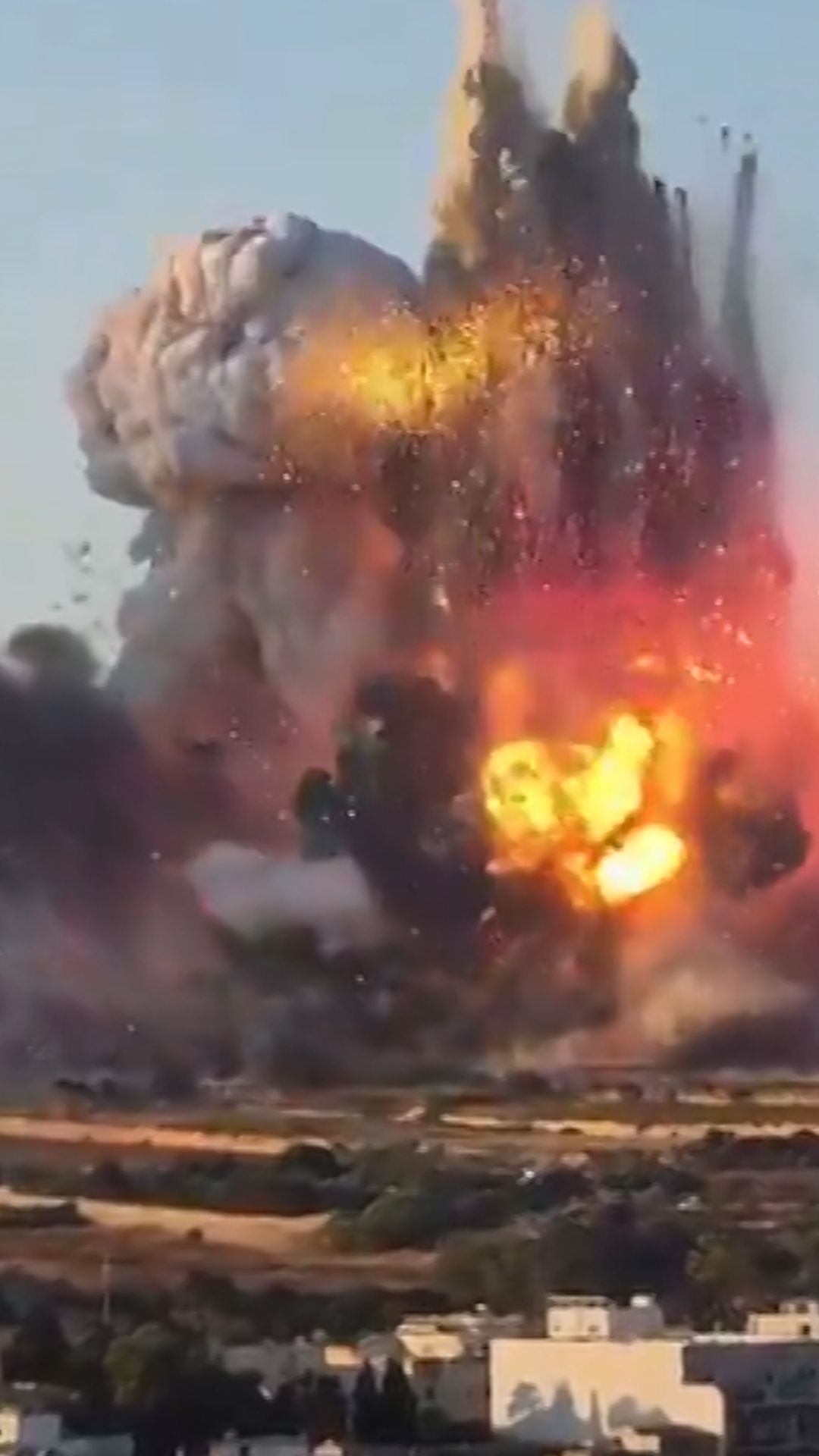 Explosion rocks fireworks factory in Malta | CNN