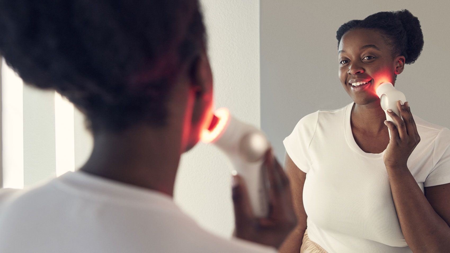 TheraFace Pro Review: The new facial health therapy device by Therabody ...