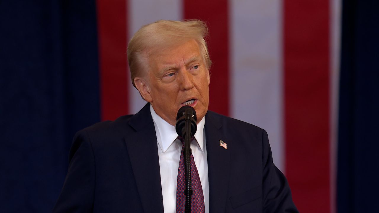 Immigration executive actions: Trump launches fight to end birthright ... Immigration executive actions: Trump launches fight to end birthright ...
